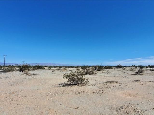 2537 Sea Flower, Thermal, CA 92274