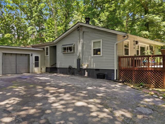 2537 Shaler Lane