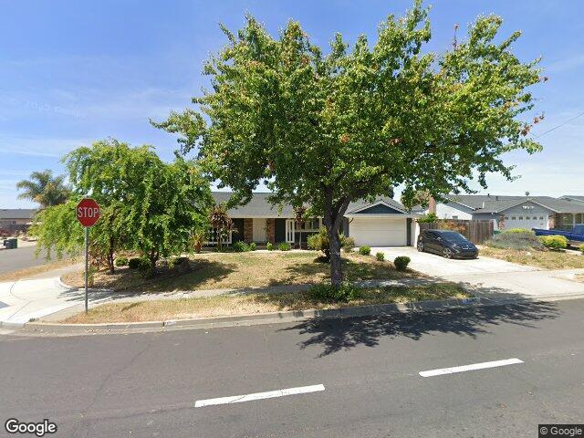 25385 Calaroga Ave, Hayward, CA 94545