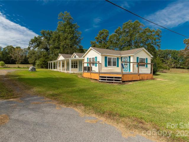 2538 Old Camden Highway