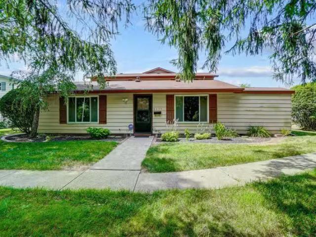 2538 BURGANDY LN # D, COLUMBUS, OH 43232 Condo/Townhome For Sa.