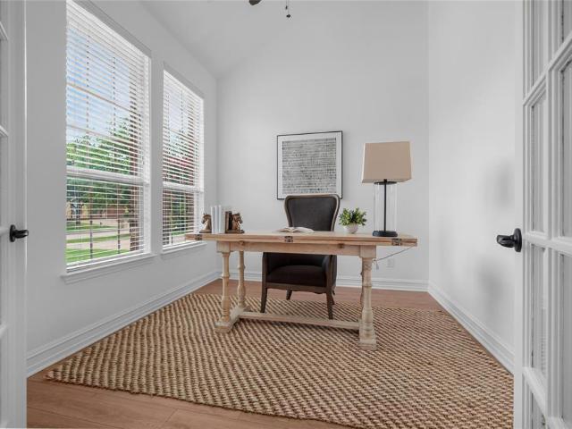 2538 Broadway Drive