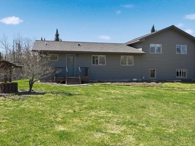 2538 E Garrison Rd, Superior, WI 54836