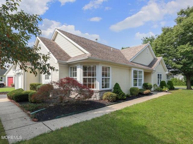 2538 Ridgemont Ct, Toms River, NJ 08755