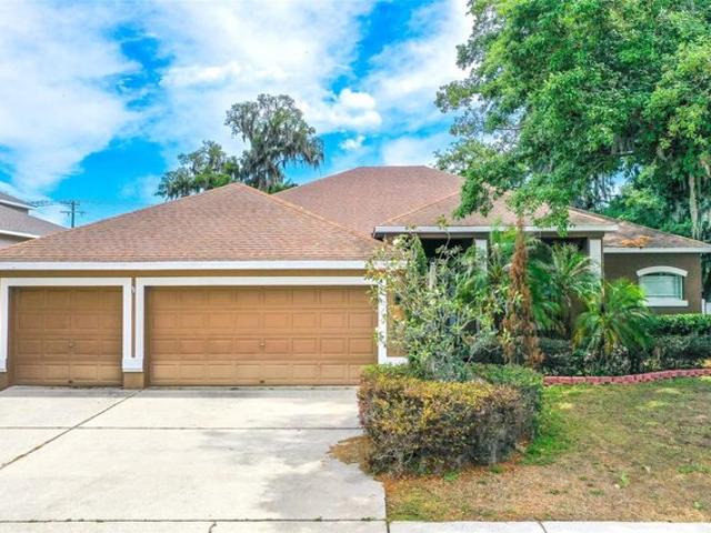 2539 Centennial Falcon Dr, Valrico, FL 33596