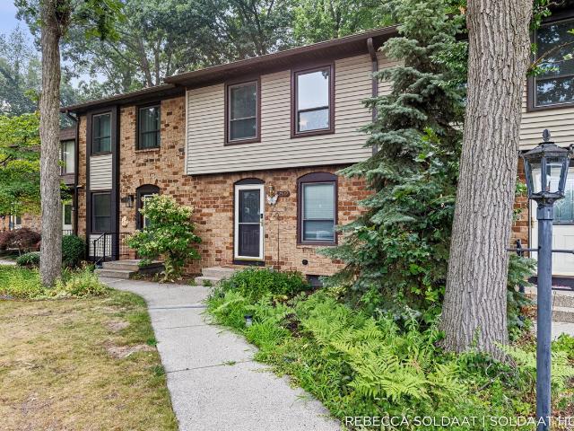 2539 Chatham Woods Drive