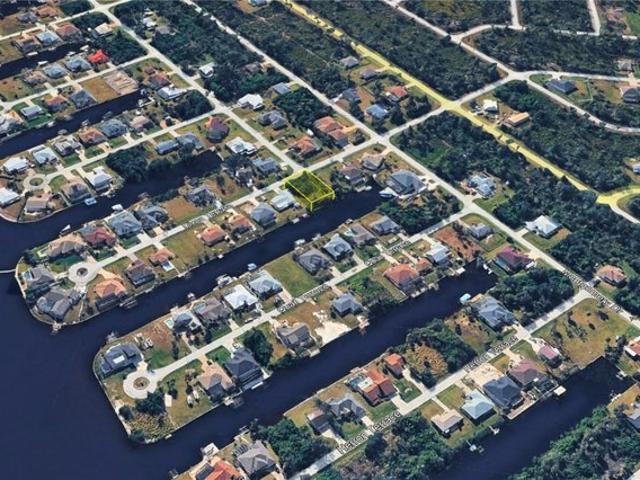 2539 Dixon Ter, Port Charlotte, FL 33981
