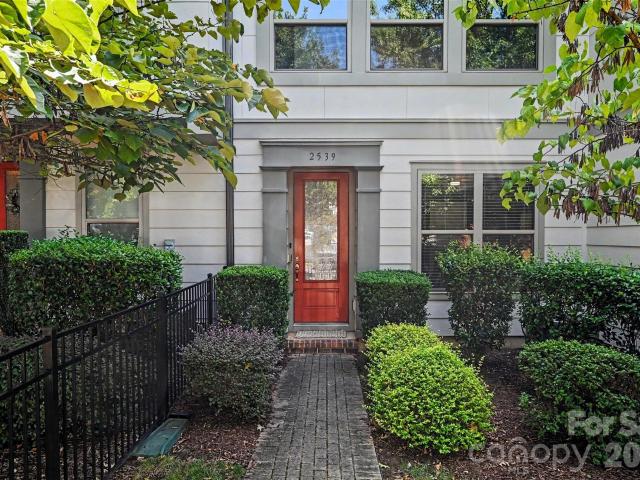 2539 Euclid Avenue