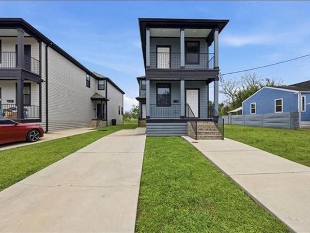 2539 Fats Domino Ave, New Orleans, LA 70117