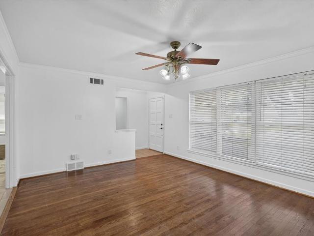 2539 Highwood Drive