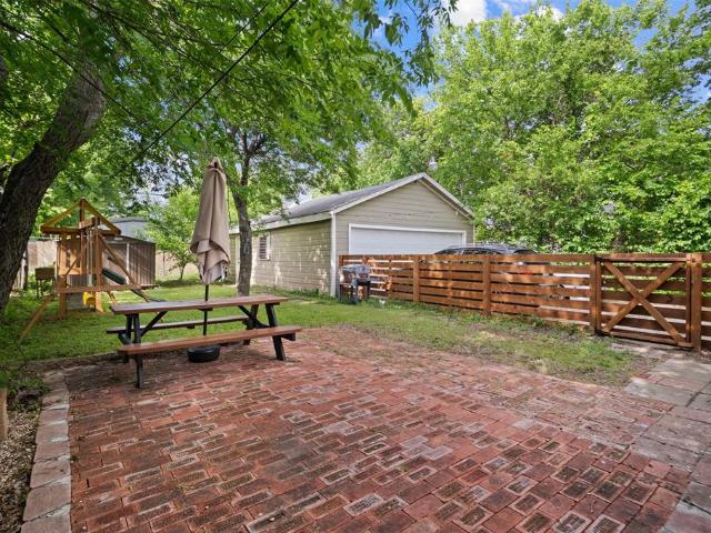 2539 Sharon St, Dallas, TX 75211 | MLS #21246 | Compass