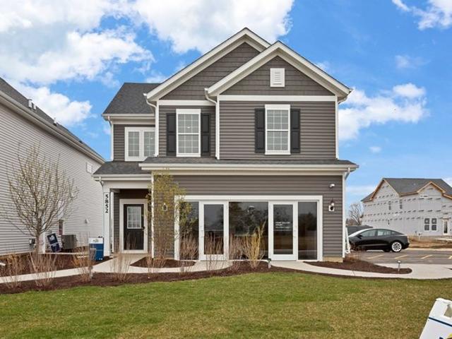 2539 Tailshot Rd, Naperville, IL 60564