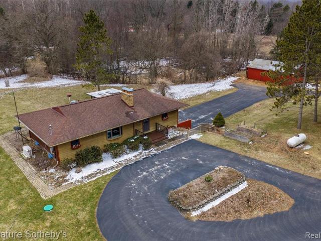 2530 Newlyn Dr