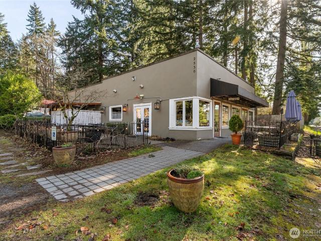 2530 Northshore Road
