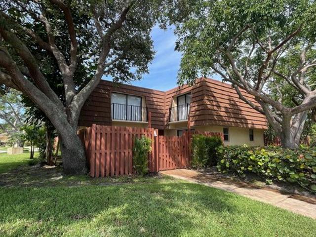 2530 Albatross Rd N Apt A, Delray Beach, FL 33444