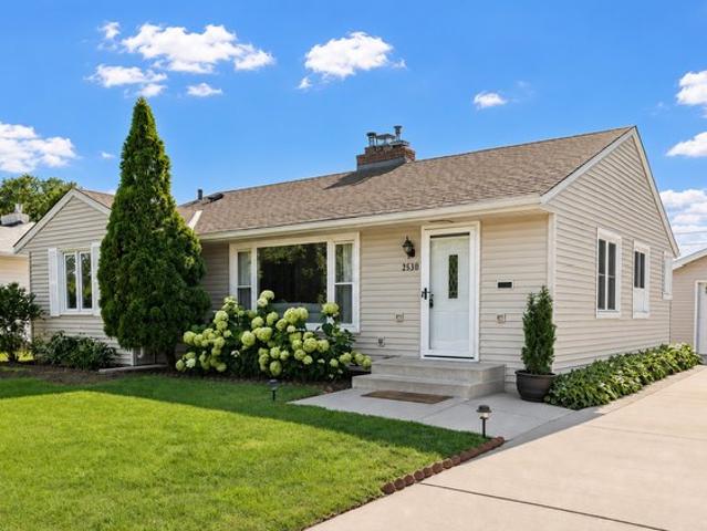 2530 Aquila Ave S, Saint Louis Park, MN 55426