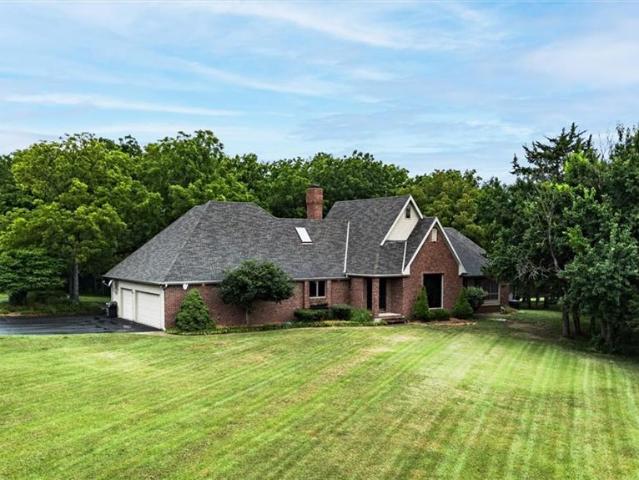 2530 Greenwood Drive
