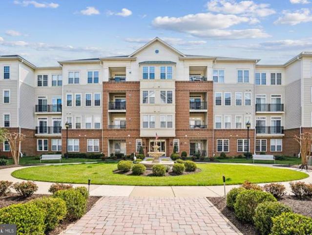 2530 Kensington Gardens #102, Ellicott City, MD 21043