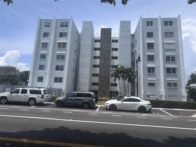 2530 SW 3rd Ave Apt 306, Miami, FL 33129