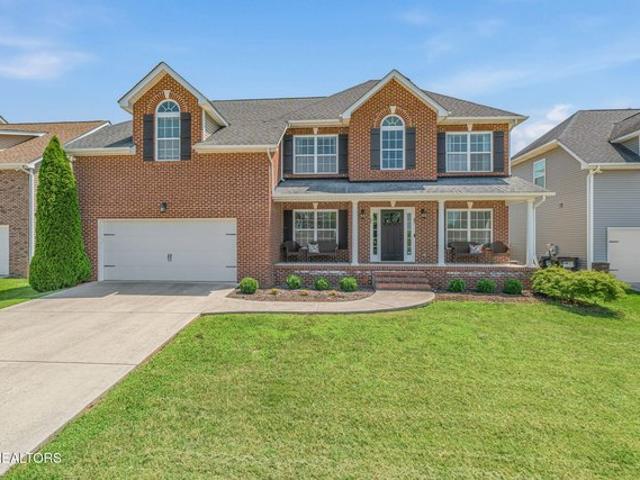 2530 Sparkling Star Ln, Knoxville, TN 37931