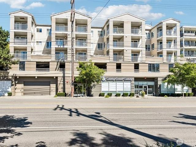 2530 15th Ave W Apt 401, Seattle, WA 98119
