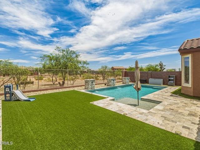 25313 N 164th Dr, Surprise, AZ 85387
