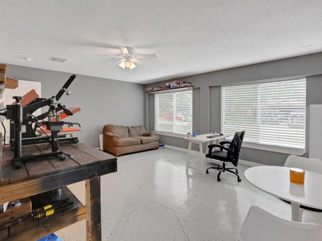 25311 White Oak Ln, Splendora, TX 77372 | MLS #2667