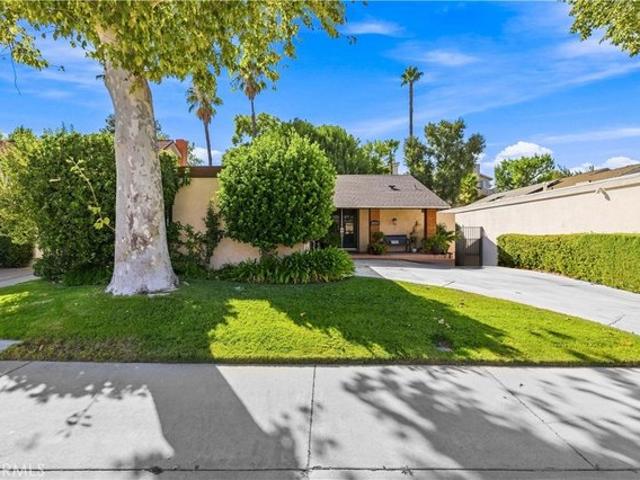 25317 Via Brasa, Valencia, CA 91355