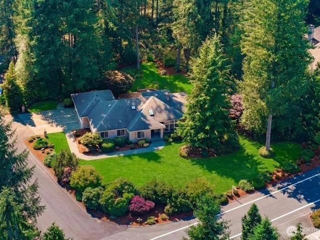 25315 th Ct SE, Maple Valley, WA 98038