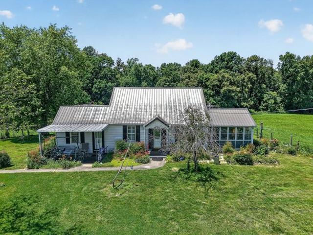2531 Old Well Rd, Morrison, TN 37357