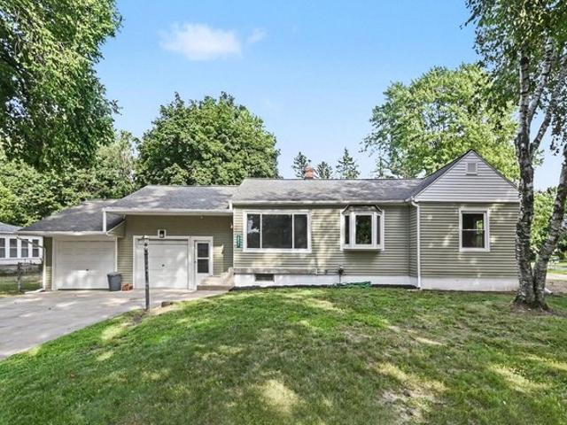2531 Ashton Rd, Jackson, MI 49203