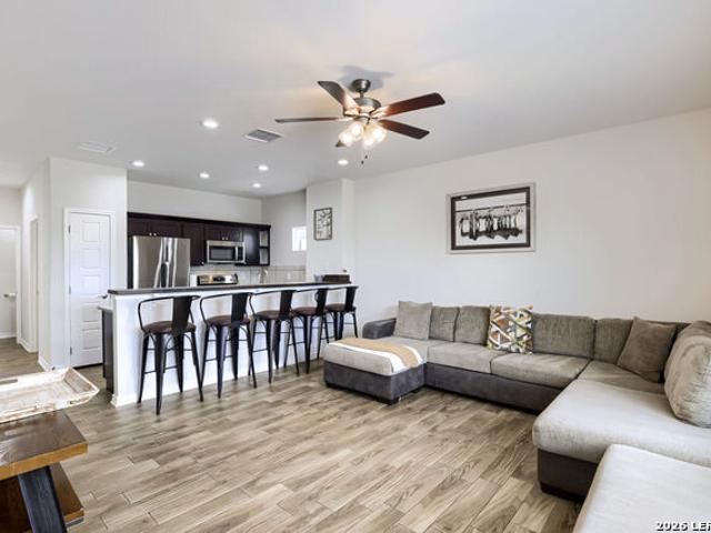 2531 Canyon Lake Forest Dr