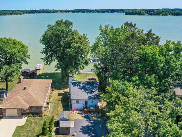2531 Lakeshore Dr