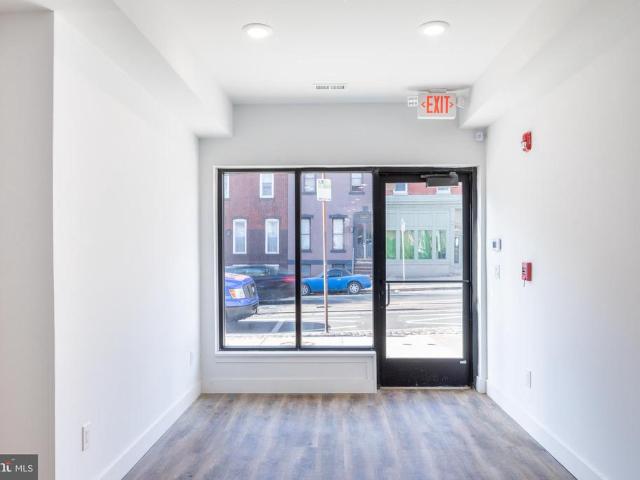 2531 W Girard Avenue # 1ST FLOOR