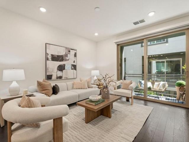 25320 Villager Ln, Hayward, CA 94544