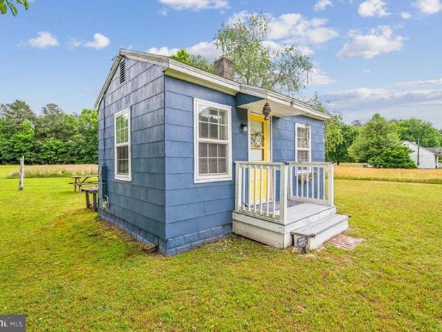 25322 Giles Ln, Quantico, MD 21856