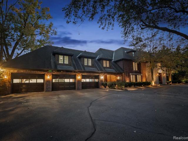 25325 Devon Lane