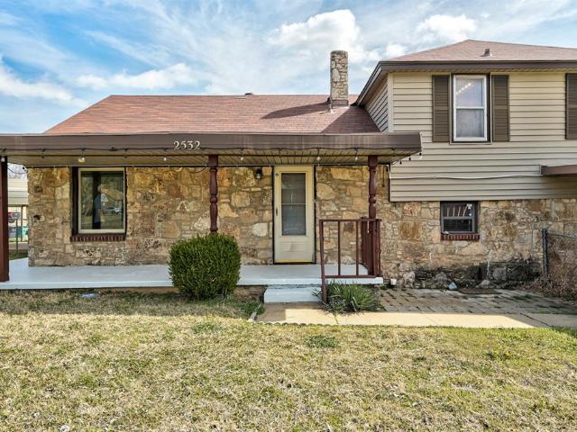 2532 NW 38th Street