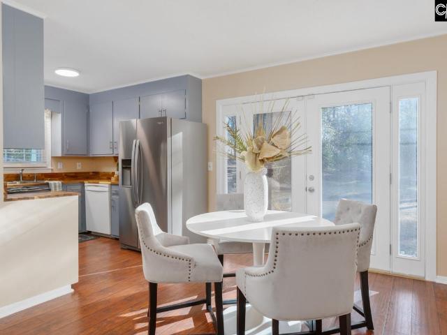 2532 Parkwood Drive