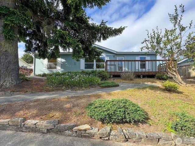 2532 W 16th St, Port Angeles, WA 98363
