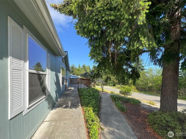 2532 W 16th Street
