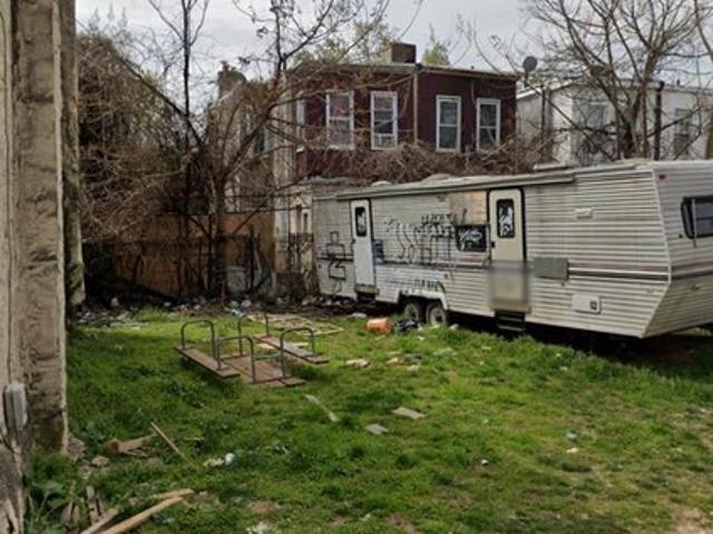 2532 W Arizona St, Philadelphia, PA 19132