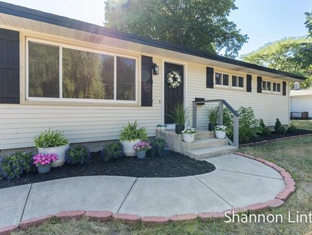 2532 William Ave, Holland, MI 49424