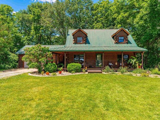 25330 Longview Rd, Hopedale, IL 61747