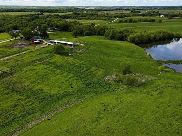 25332 E 250th Ave, Ridgeway, MO 64481