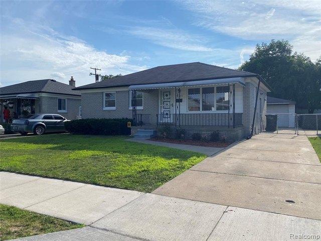 25335 Pattow St, Roseville, MI 48066