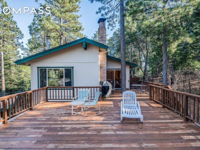 25336 Marion Ridge Dr, Idyllwild, CA