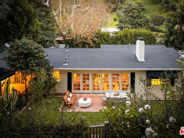 2533 Benedict Canyon Drive