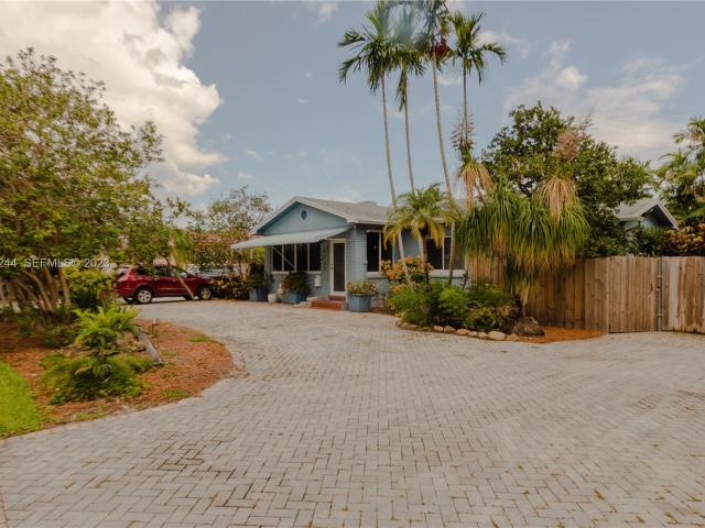 2533 Fillmore St, Hollywood, FL 33020 | MLS #A11431 | Compass