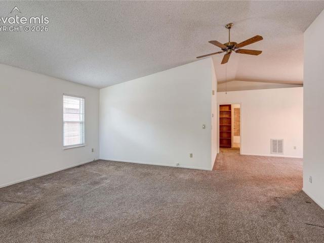 2533 Patriot Heights
